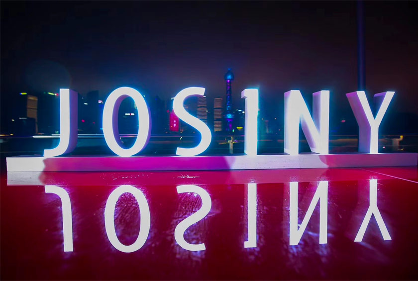 卓诗尼JOSINY时尚女鞋品牌更换全新LOGO_深圳LOGO设计-全力设计